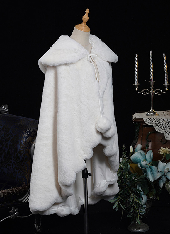 Vintage Winter 18th Century Ball Gown Fur Cloak Victorian Marie ...